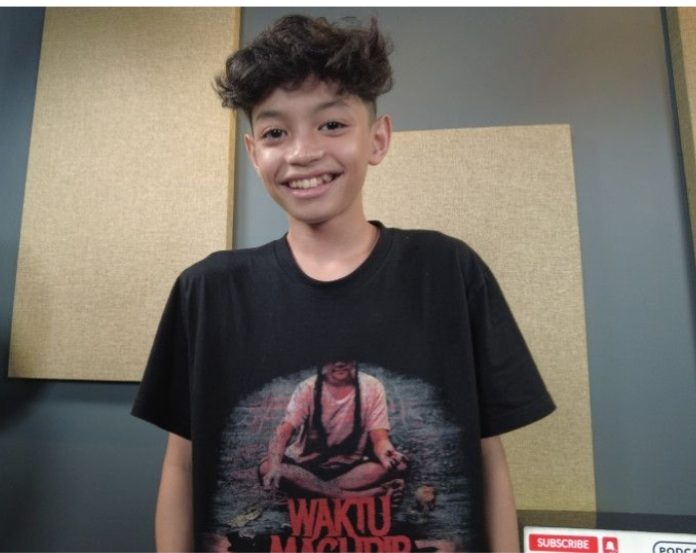 Demi Film Waktu Magrib, Ali Fikry Belajar Bahasa Jawa - Lifestyle